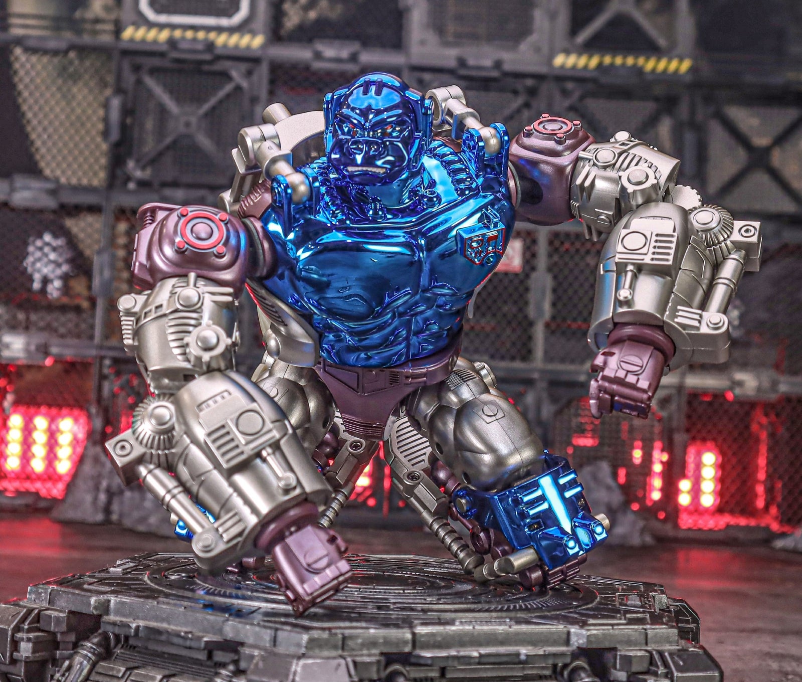 TransArt BWM-02 Skateboard Gorilla (Premium Paint Ver)