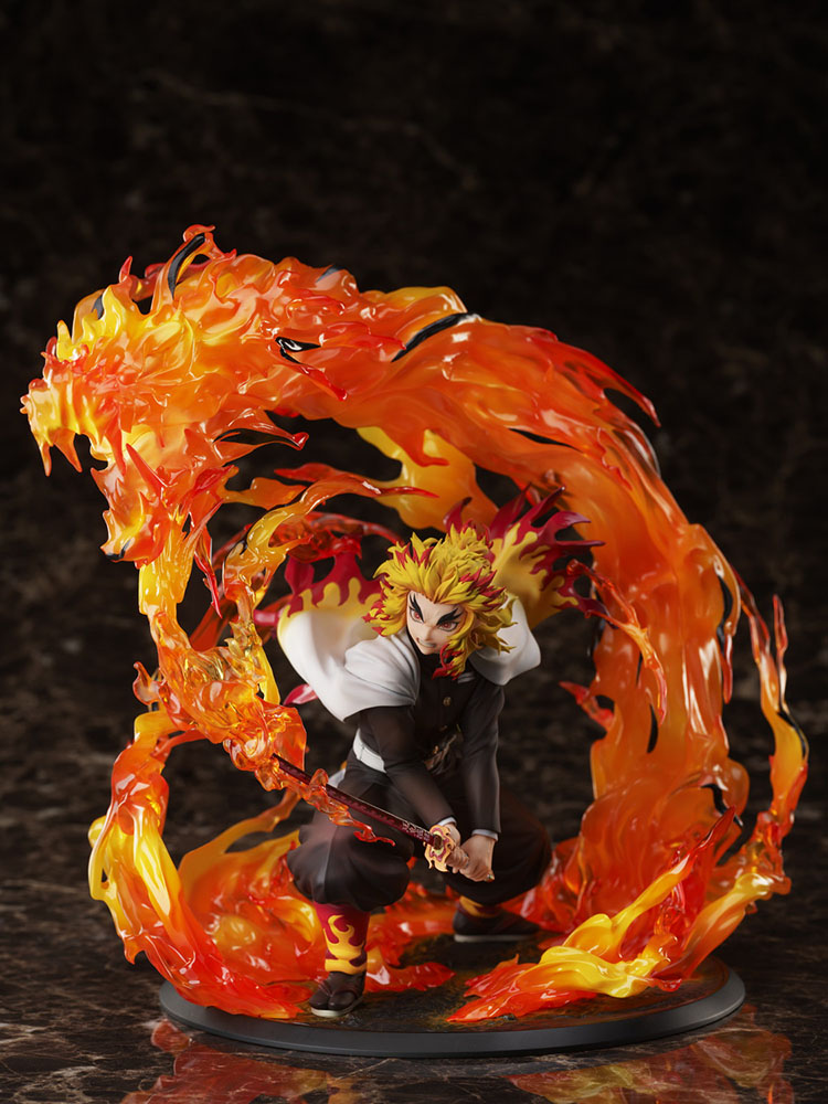Demon Slayer: Kimetsu no Yaiba Kyojuro Rengoku (Flame Breathing ...